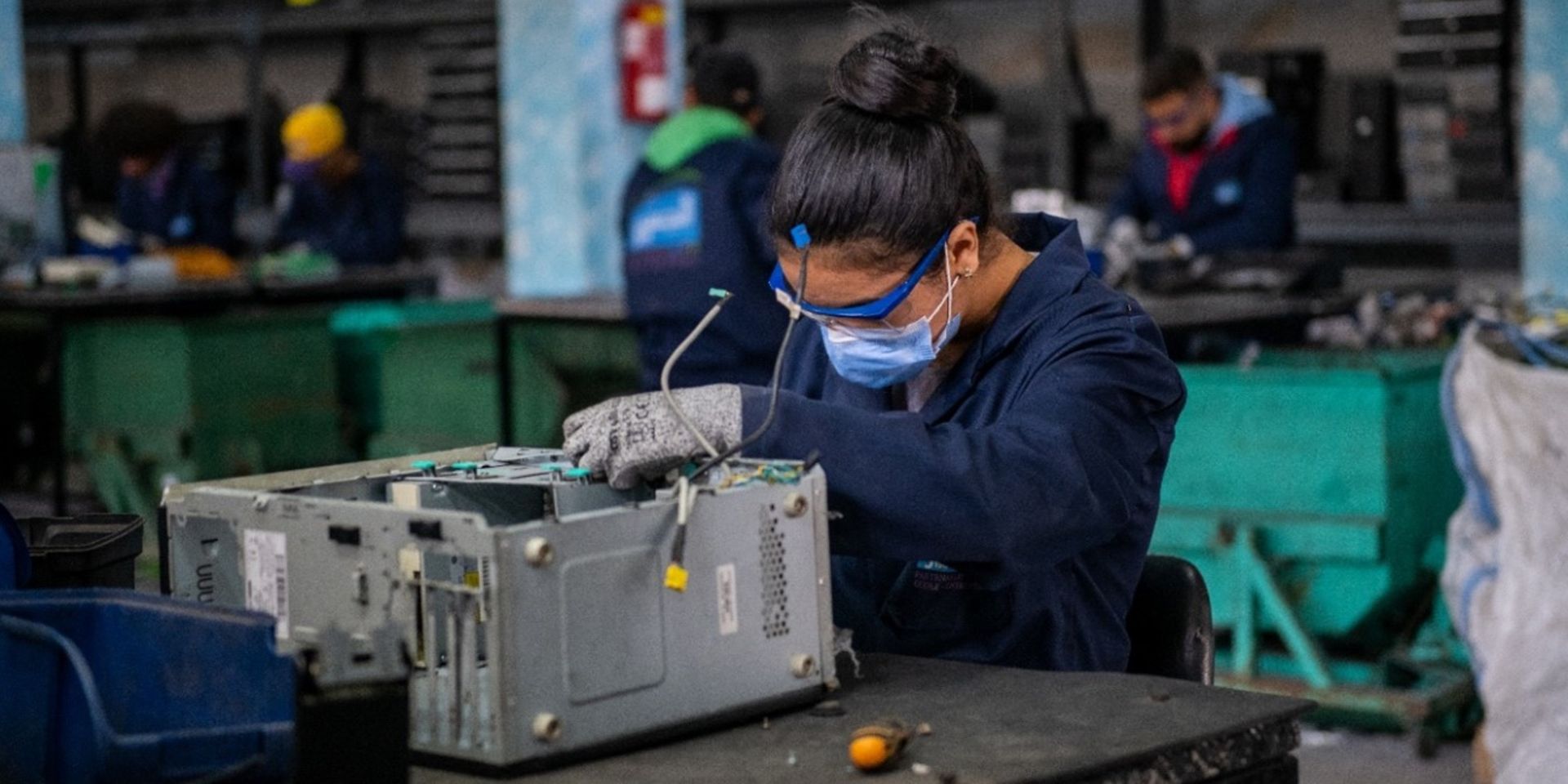 Decent Work Worldwide | BMZ