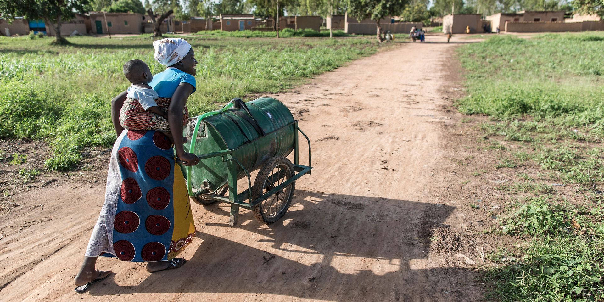 Water and gender | BMZ